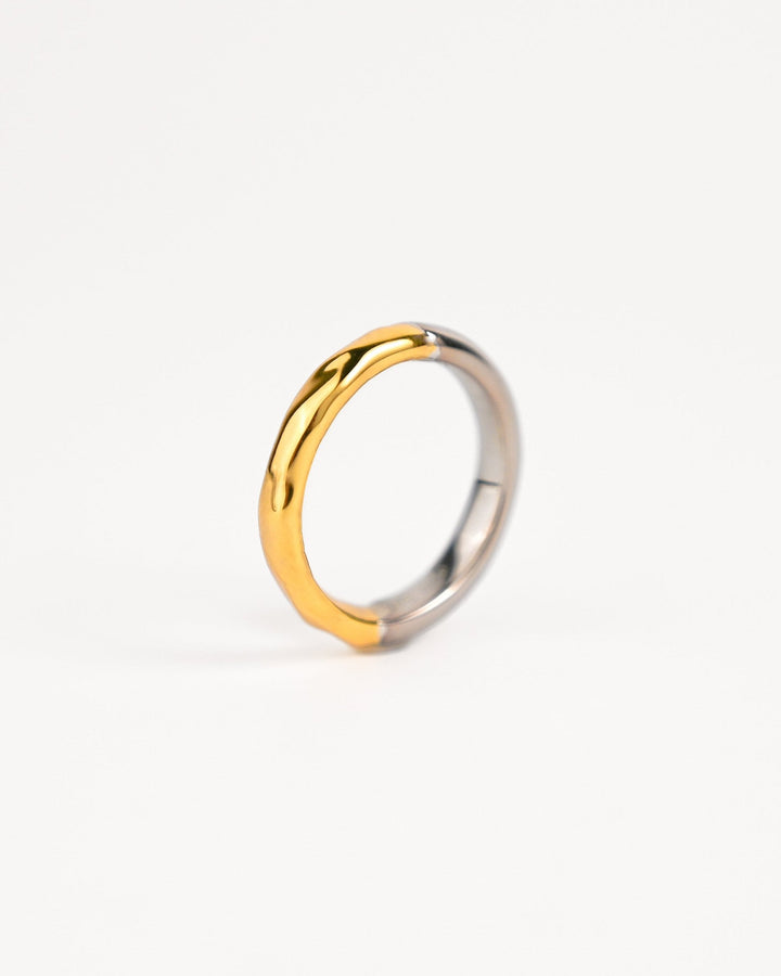 Rings – Zynnia